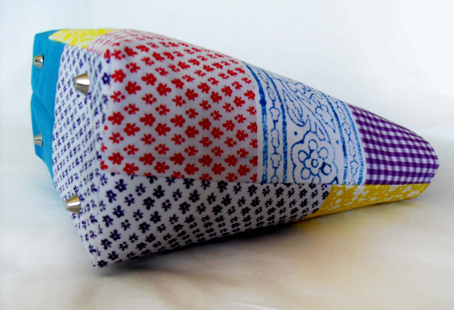 "Summer patchwork" handmade bag - The Peacock Lotus